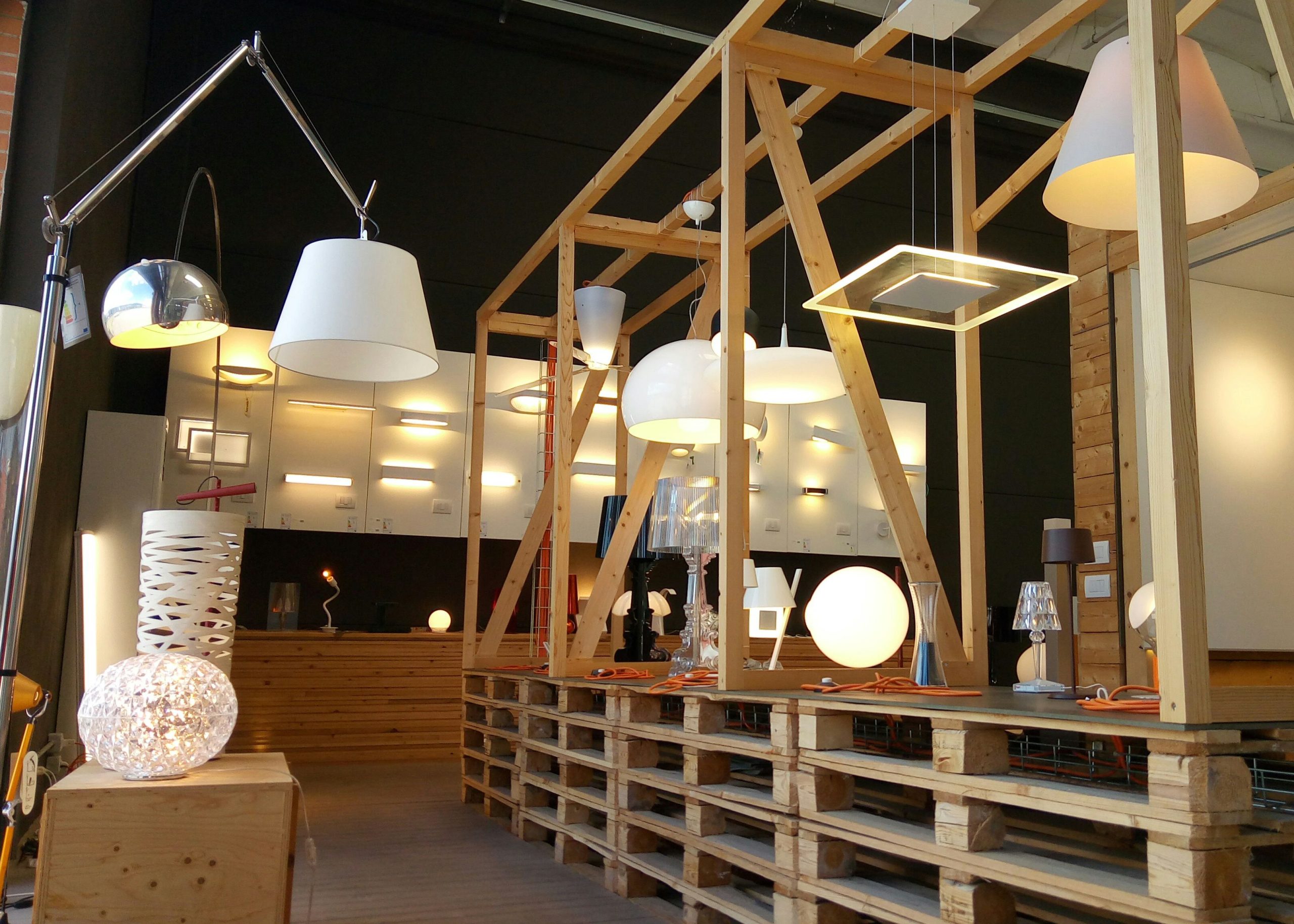 Studio Luce | Poggibonsi – Studio Luce Comet